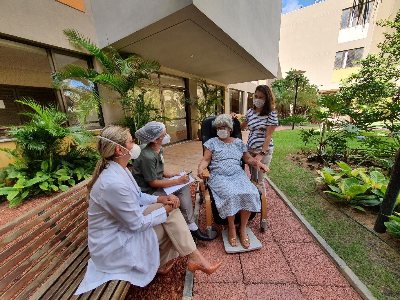 Como funciona o processo de transição Pós Alta hospitalar? - Clínica ...